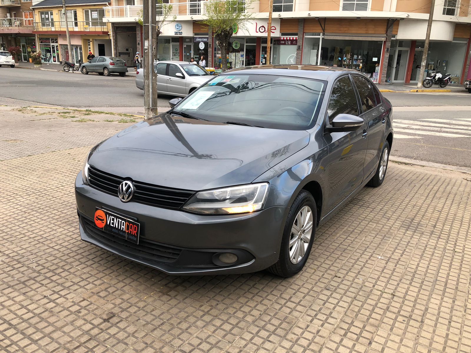 VENTO ADVANCE PLUS 2.0 TDI - VentaCar